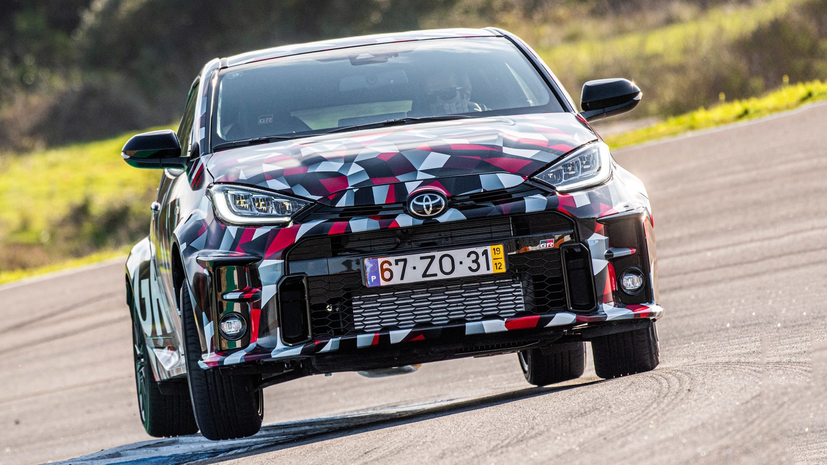 Yaris GR-4 z pierwszymi informacjami o specyfikacji samochodu