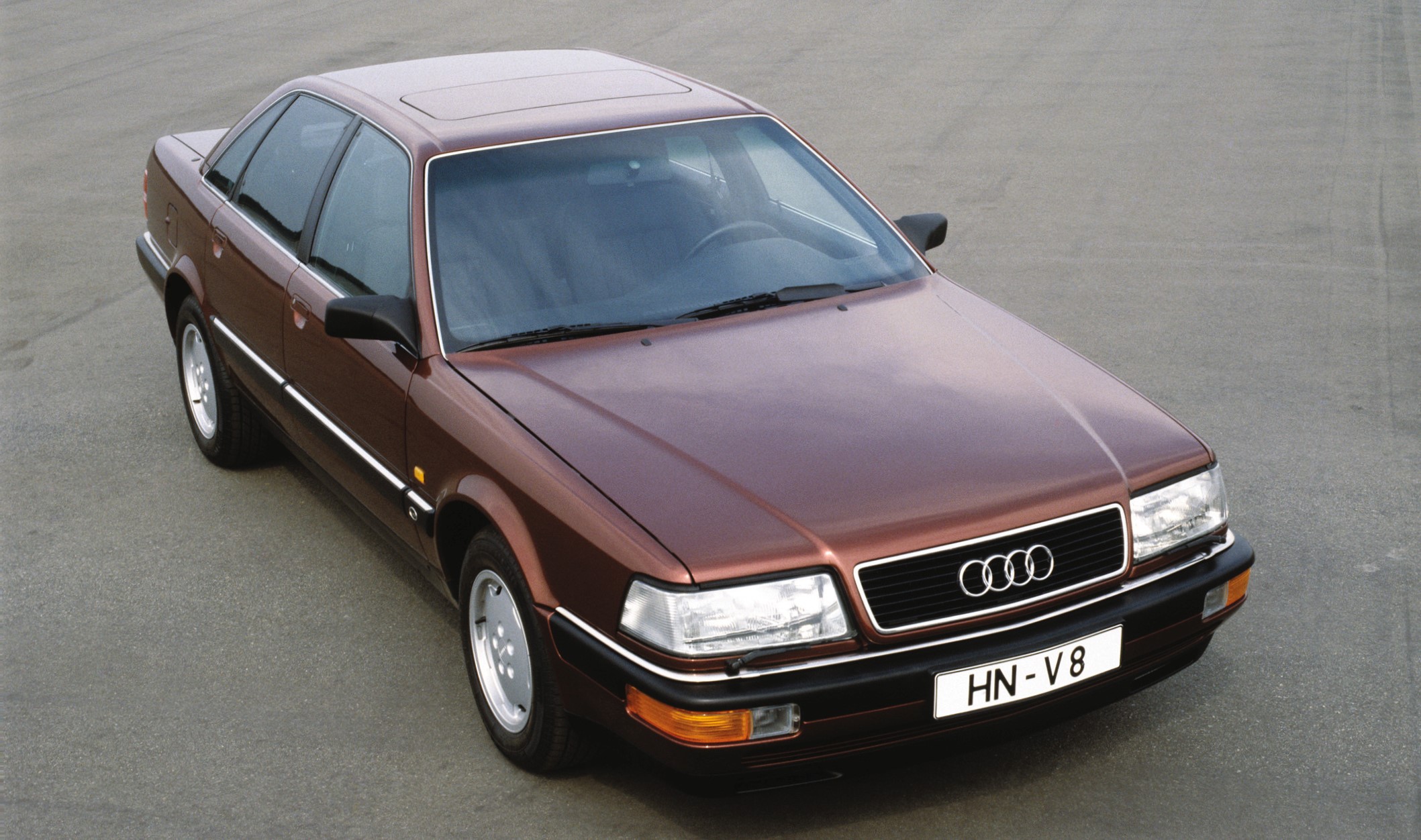 Audi V8 - pierwsze koty za płoty w segmencie premium