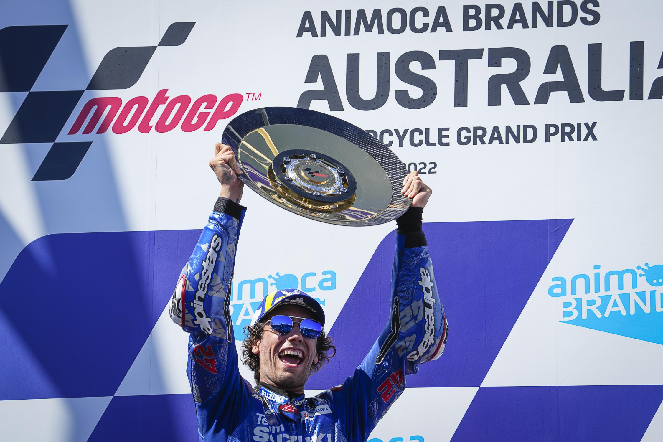Alex Rins wygrywa Grand Prix Australii