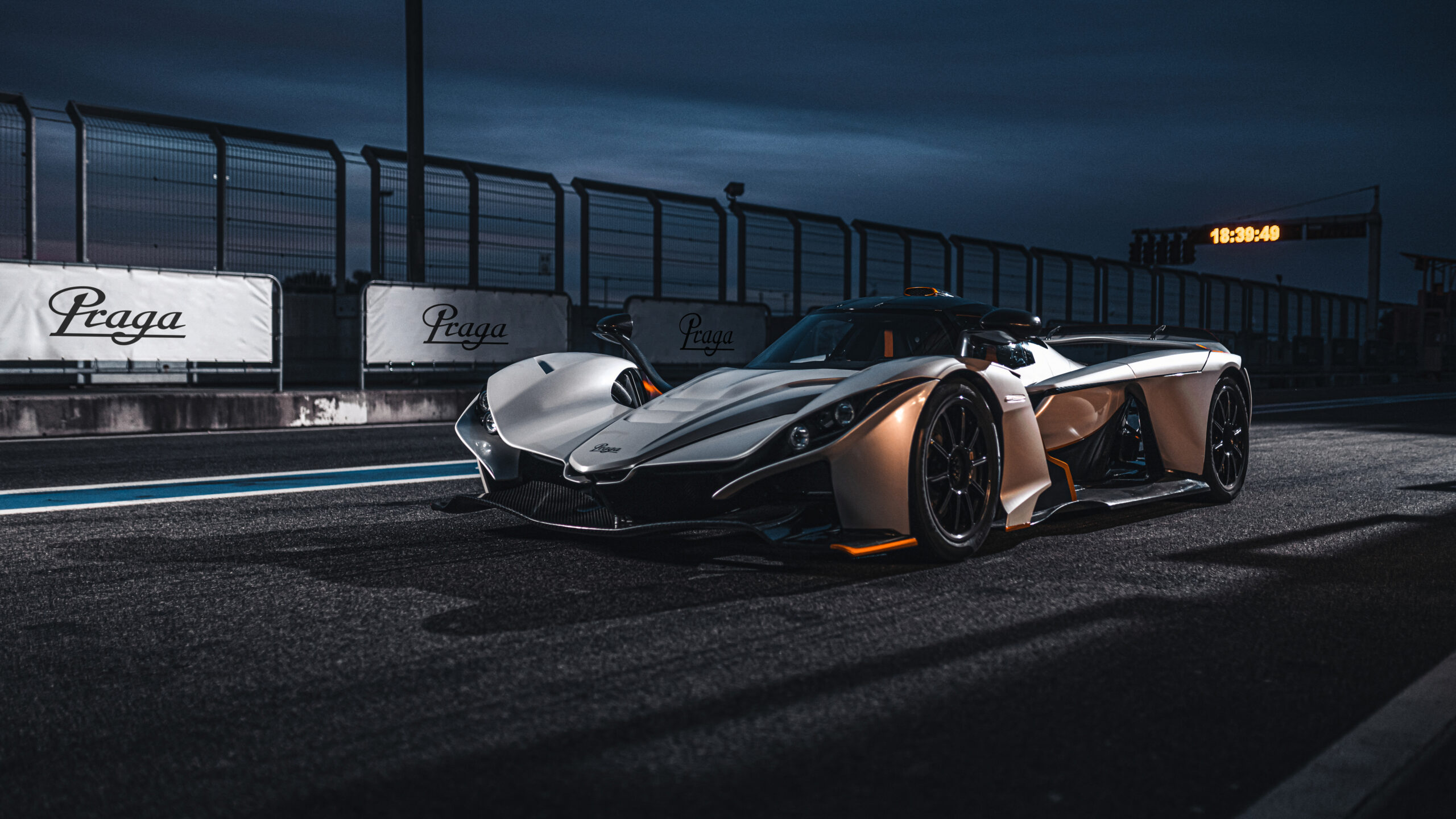 Praga Bohema - czeski hypercar z brytyjskim DNA i silnikiem Godzilli